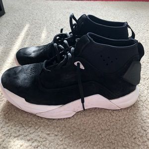 Women's Nike Shoes on Poshmark